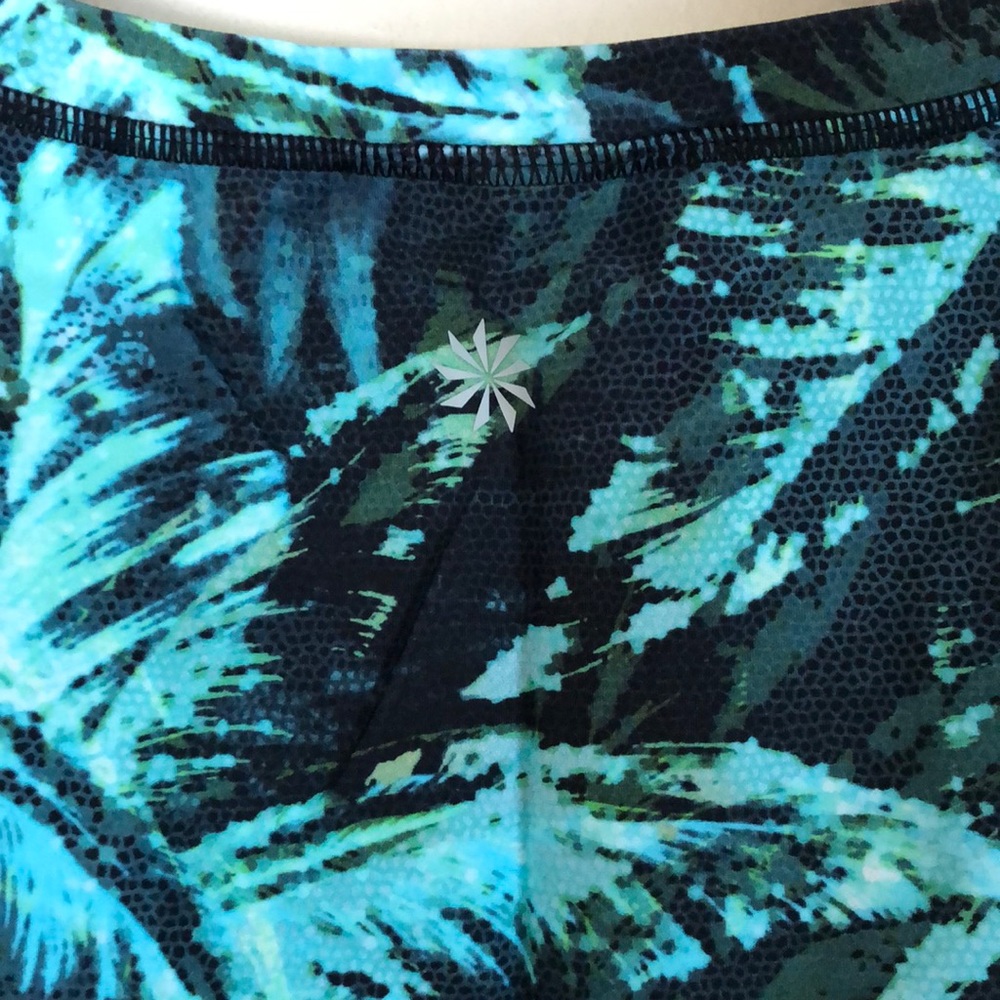 Athleta Napali Rashguard Electric Jade Tank - Gem